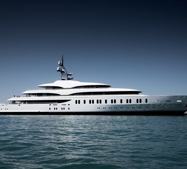 Yacht Benetti FB275, Benetti | CHARTERWORLD Luxury Superyacht Charters